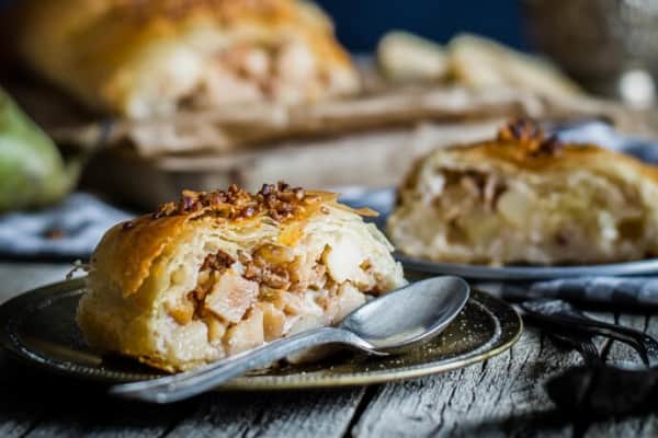 Strudel de pera, almendra y nueces - Recetags