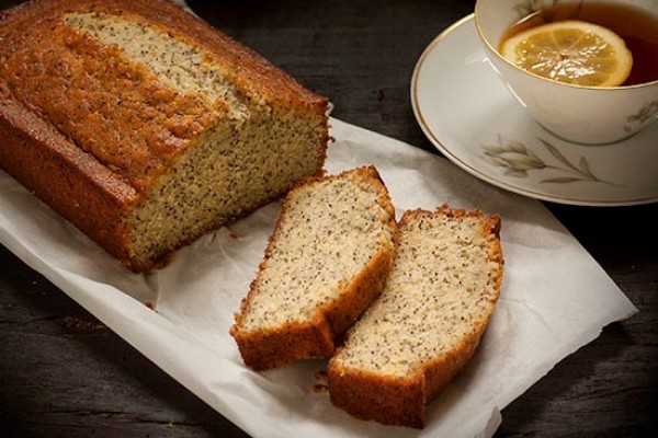 Cake "cuatro cuartos perfecto" de limón y semillas de amapola - Recetags